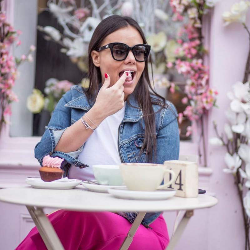 FAMOSA INFLUENCIADORA FLAVIA DE ANDRADE É REFERÊNCIA DE SUCESSO - Gfama